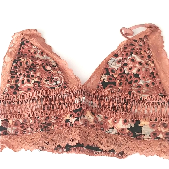 Free People | Intimates & Sleepwear | Free People Emma Soft Eyelet Lace ...